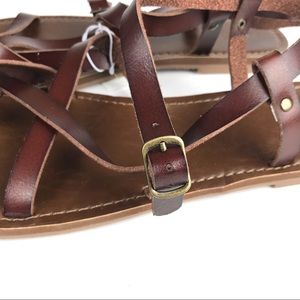 Universal Thread | Shoes | Brown Faux Leather Strappy Toe Wrap Sandal ...